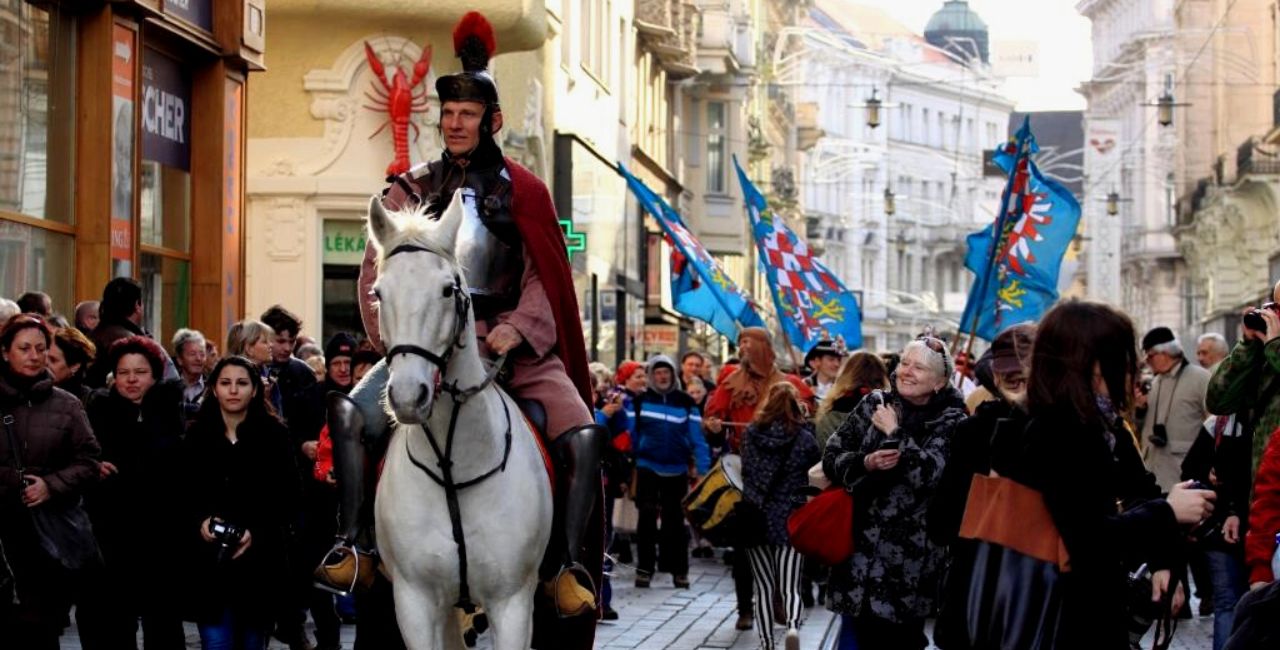 November 11: St. Martin's Procession to be Held on the Charles Bridge