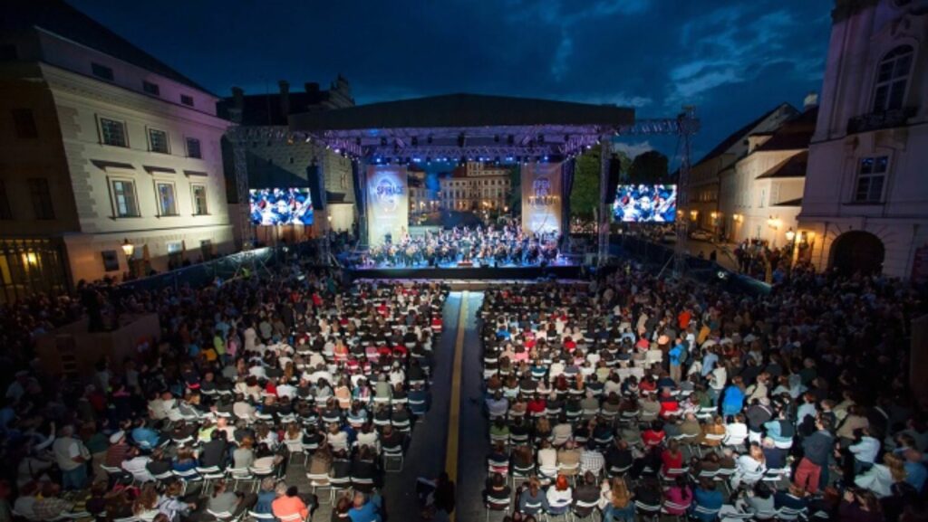 June 26: Czech Philharmonic to Perform Traditional Open-Air Concert