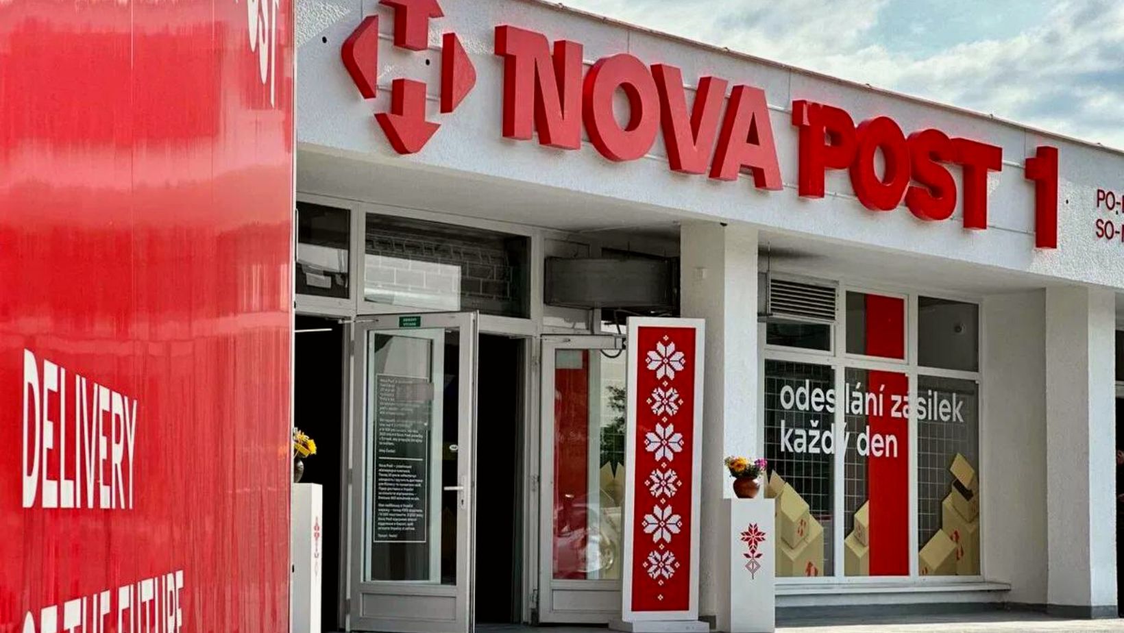 Ukrainian Post Opens its First Prague Branch