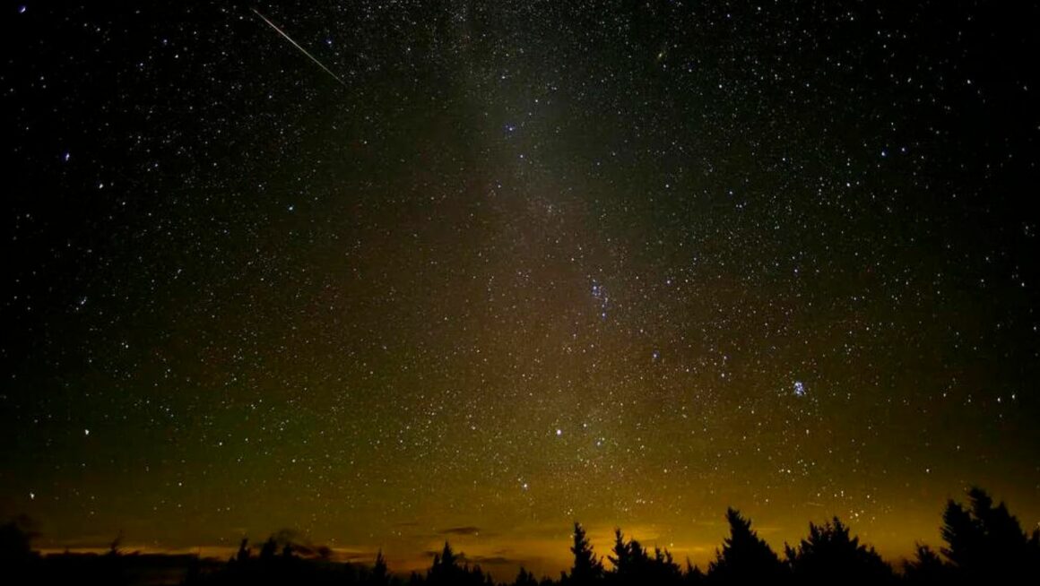 Look Up! Perseid Meteor Shower Peaks This Weekend